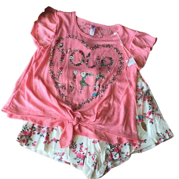 Beautees | Other | Beautees Shorts Outfit Necklace | Poshmark